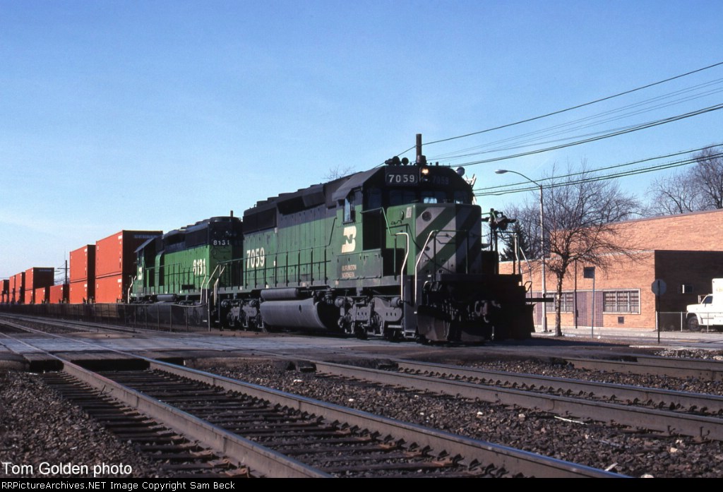 BN SD40-2s